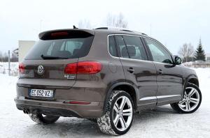 Brown Volkswagen Tiguan 2014 in Taurage, with an engine capacity of 1.97 L and mileage of 225 thousand km for 10400 €, photo 16 on AUTOMOTO.COM.LV