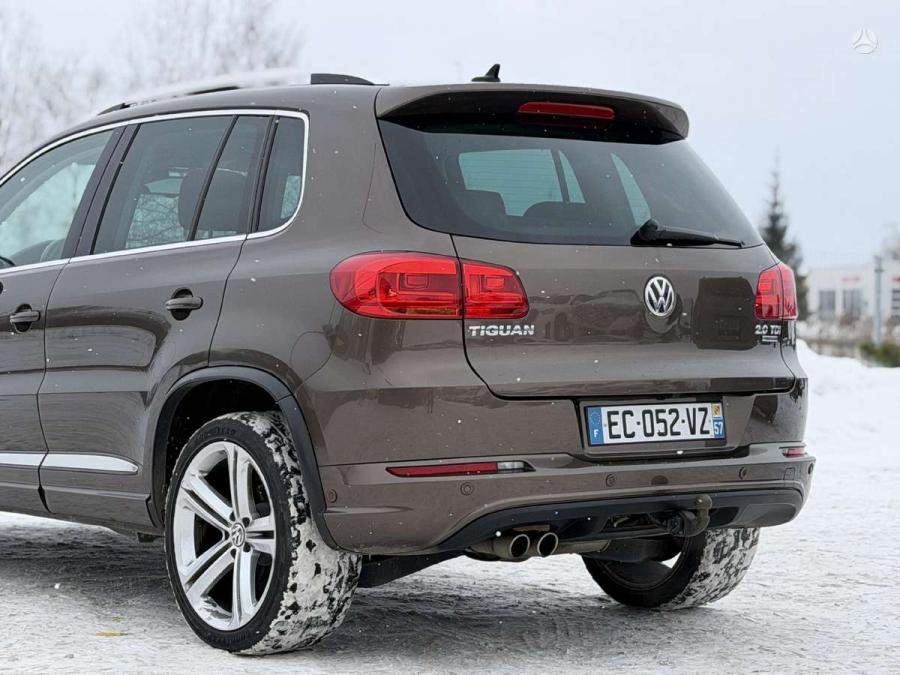 Brown Volkswagen Tiguan 2014 in Taurage, with an engine capacity of 1.97 L and mileage of 225 thousand km for 10400 €, photo 20 on AUTOMOTO.COM.LV
