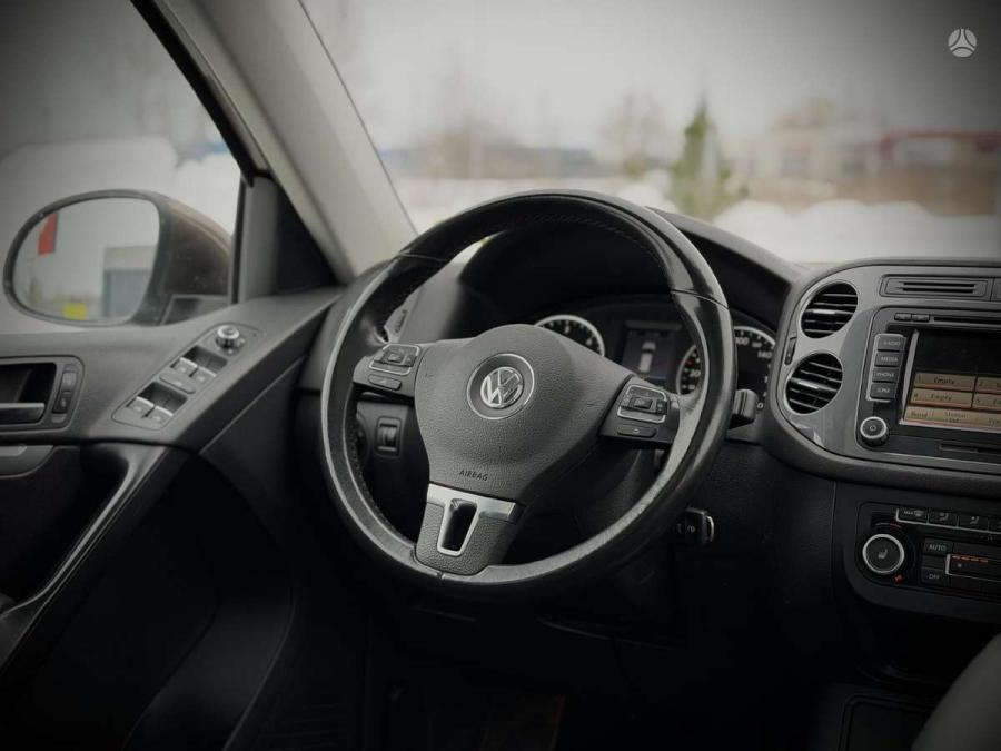 Brown Volkswagen Tiguan 2014 in Taurage, with an engine capacity of 1.97 L and mileage of 225 thousand km for 10400 €, photo 32 on AUTOMOTO.COM.LV