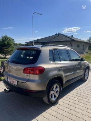 Brūns Volkswagen Tiguan 2014 Kauņa, ar dzinēja tilpumu 1.39 L un nobraukumu 267 tūkst. km par 7450 €, foto 4 vietnē AUTOMOTO.COM.LV