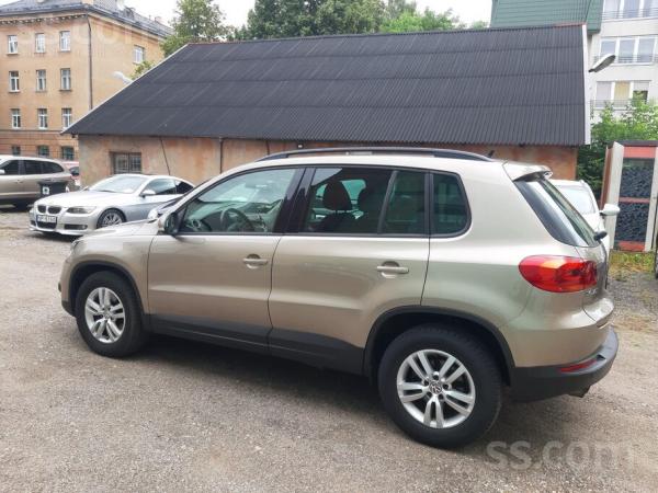 Brūns Volkswagen Tiguan 2014 Daugavpils, ar dzinēja tilpumu 1.40 L un nobraukumu 0 tūkst. km par 8750 €, foto 9 vietnē AUTOMOTO.COM.LV
