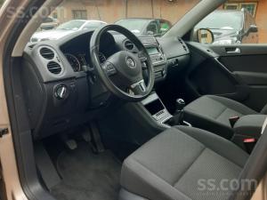Brūns Volkswagen Tiguan 2014 Daugavpils, ar dzinēja tilpumu 1.40 L un nobraukumu 0 tūkst. km par 8750 €, foto 12 vietnē AUTOMOTO.COM.LV
