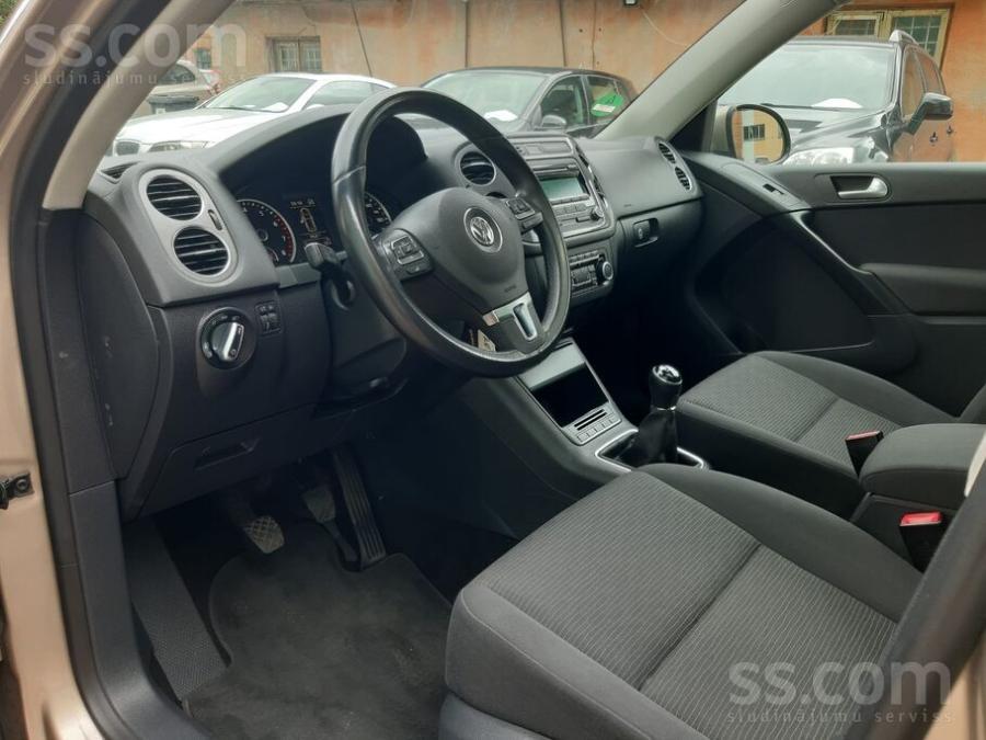 Brūns Volkswagen Tiguan 2014 Daugavpils, ar dzinēja tilpumu 1.40 L un nobraukumu 0 tūkst. km par 8750 €, foto 12 vietnē AUTOMOTO.COM.LV
