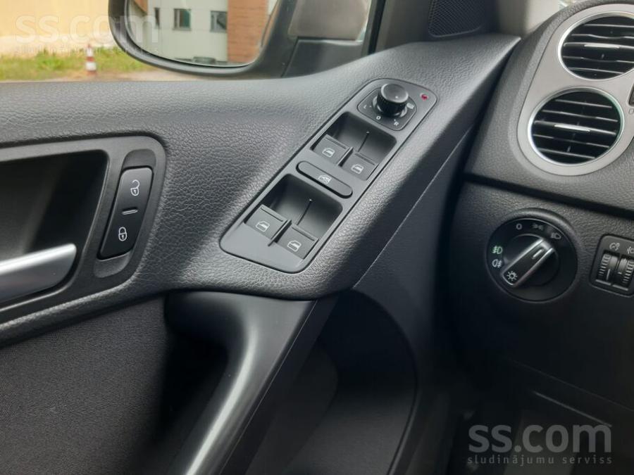 Brūns Volkswagen Tiguan 2014 Daugavpils, ar dzinēja tilpumu 1.40 L un nobraukumu 0 tūkst. km par 8750 €, foto 13 vietnē AUTOMOTO.COM.LV