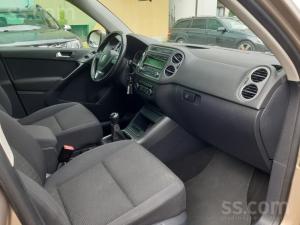 Brūns Volkswagen Tiguan 2014 Daugavpils, ar dzinēja tilpumu 1.40 L un nobraukumu 0 tūkst. km par 8750 €, foto 27 vietnē AUTOMOTO.COM.LV
