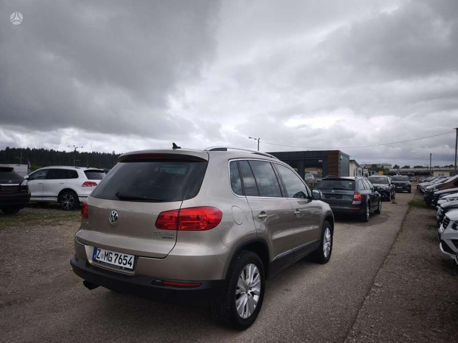 Brūns Volkswagen Tiguan 2014 Viļņa, ar dzinēja tilpumu 2.00 L un nobraukumu 246 tūkst. km par 9850 €, foto 8 vietnē AUTOMOTO.COM.LV