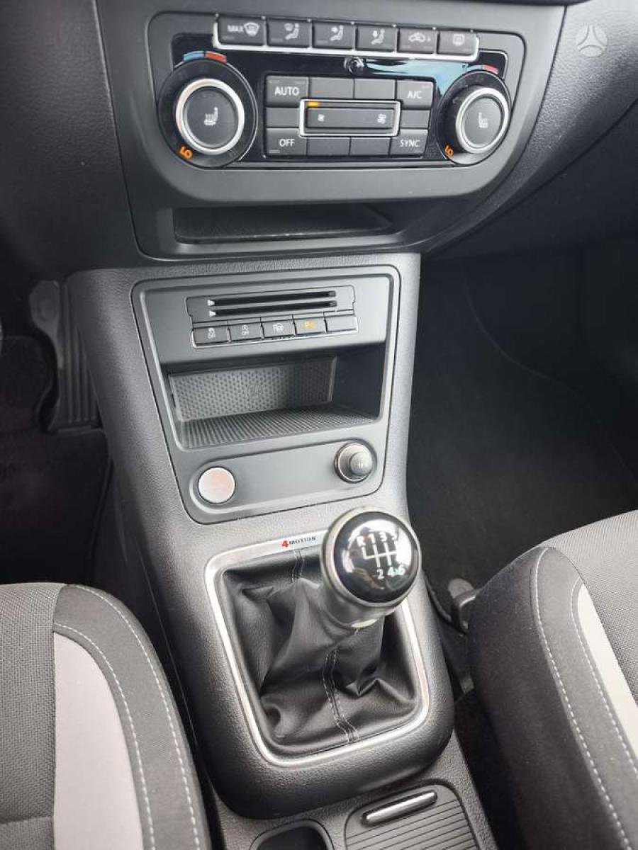 Brūns Volkswagen Tiguan 2014 Viļņa, ar dzinēja tilpumu 2.00 L un nobraukumu 246 tūkst. km par 9850 €, foto 27 vietnē AUTOMOTO.COM.LV