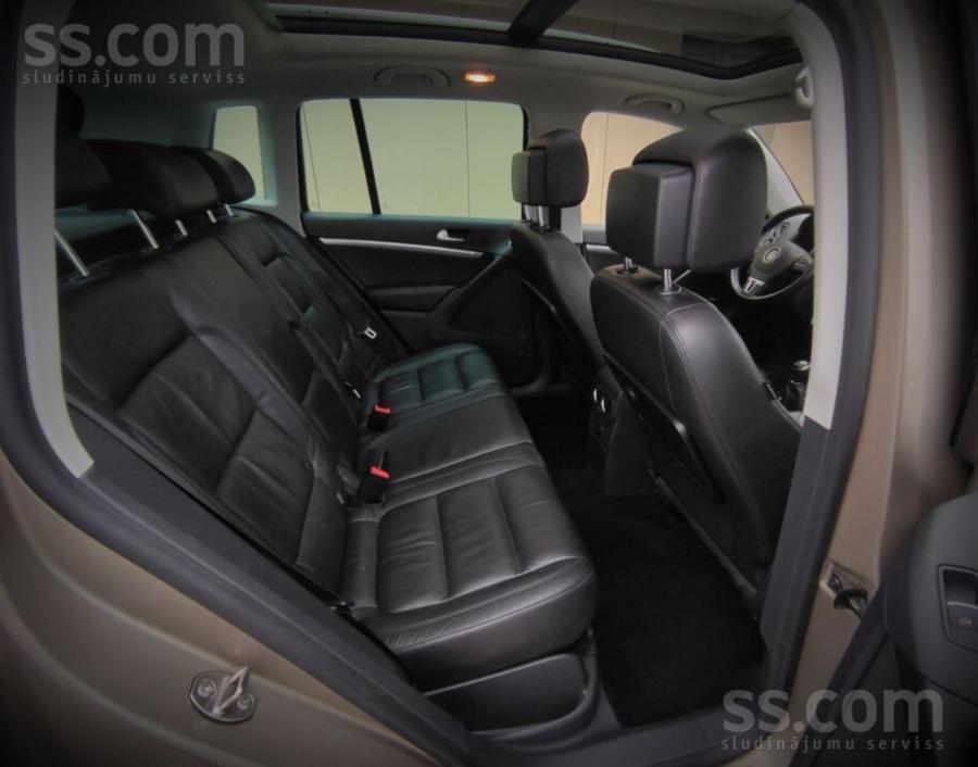 Brown Volkswagen Tiguan 2014 in Tukums, with an engine capacity of 2.00 L and mileage of 301 thousand km for 8500 €, photo 10 on AUTOMOTO.COM.LV