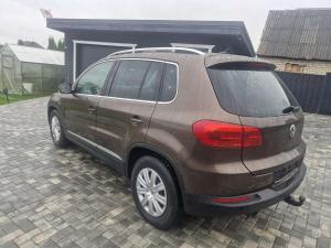 Brown Volkswagen Tiguan 2014 in Telschi, with an engine capacity of 1.97 L and mileage of 245 thousand km for 5600 €, photo 5 on AUTOMOTO.COM.LV