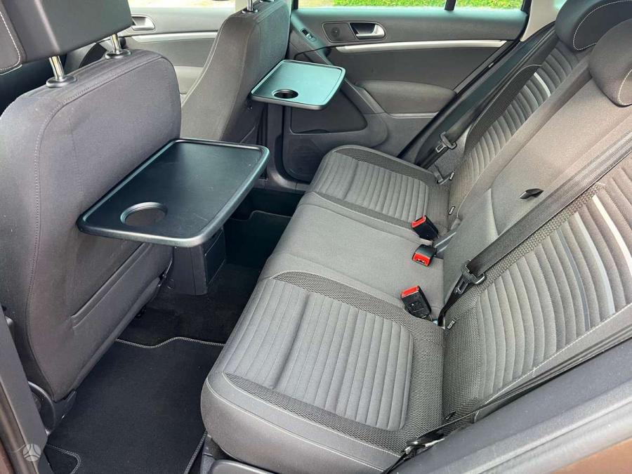 Brown Volkswagen Tiguan 2014 in Telschi, with an engine capacity of 1.97 L and mileage of 245 thousand km for 5600 €, photo 13 on AUTOMOTO.COM.LV
