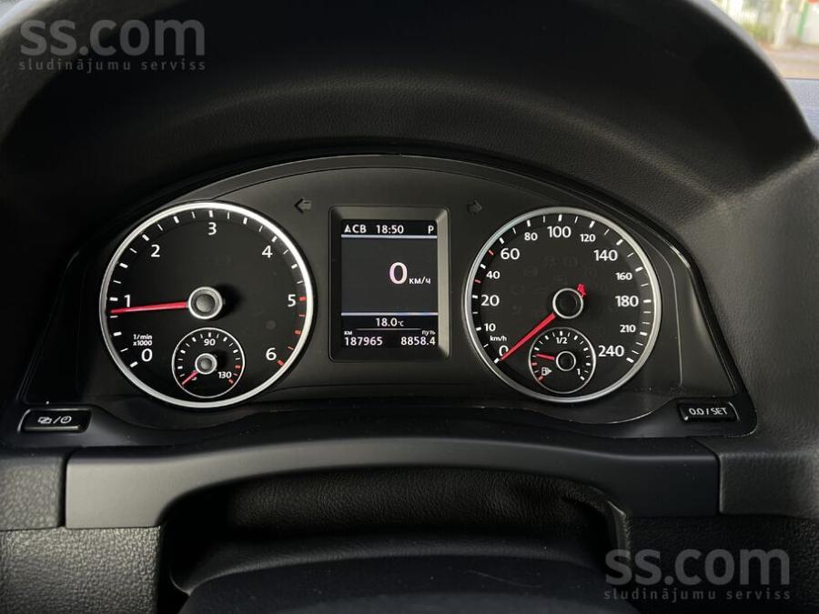 Brown Volkswagen Tiguan 2014 in Riga, with an engine capacity of 2.00 L and mileage of 187 thousand km for 8250 €, photo 13 on AUTOMOTO.COM.LV
