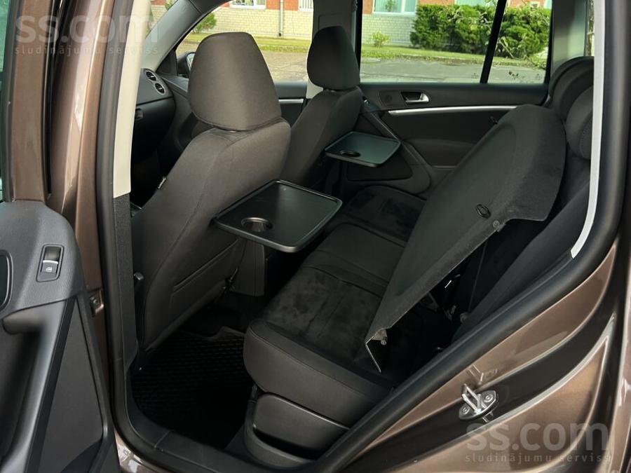 Brown Volkswagen Tiguan 2014 in Riga, with an engine capacity of 2.00 L and mileage of 187 thousand km for 8250 €, photo 15 on AUTOMOTO.COM.LV