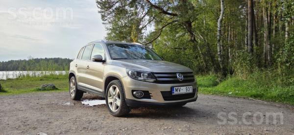Brown Volkswagen Tiguan 2014 in Jurmala, with an engine capacity of 2.00 L and mileage of 285 thousand km for 8500 €, photo 4 on AUTOMOTO.COM.LV