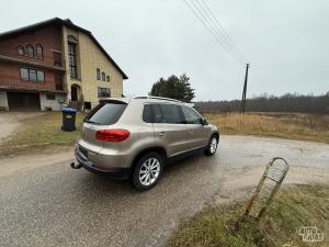 Brūns Volkswagen Tiguan 2015 Utena, ar dzinēja tilpumu 2.00 L un nobraukumu 159 tūkst. km par 10750 €, foto 4 vietnē AUTOMOTO.COM.LV