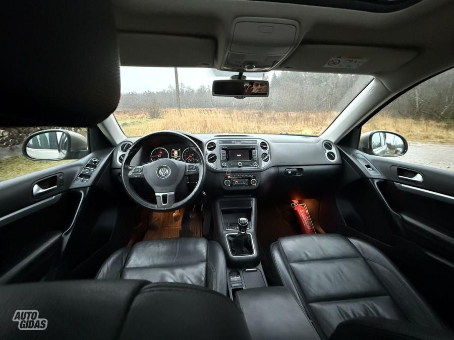 Brūns Volkswagen Tiguan 2015 Utena, ar dzinēja tilpumu 2.00 L un nobraukumu 159 tūkst. km par 10750 €, foto 9 vietnē AUTOMOTO.COM.LV