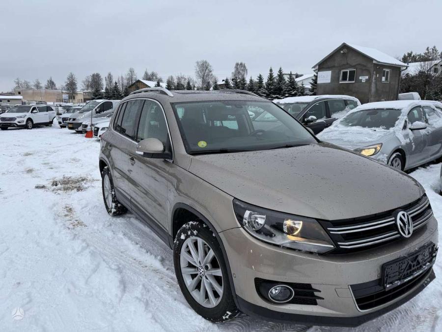Brūns Volkswagen Tiguan 2015 Utena, ar dzinēja tilpumu 1.97 L un nobraukumu 159 tūkst. km par 10700 €, foto 3 vietnē AUTOMOTO.COM.LV