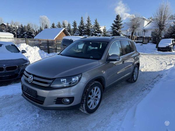 Brūns Volkswagen Tiguan 2015 Utena, ar dzinēja tilpumu 1.97 L un nobraukumu 159 tūkst. km par 10800 €, foto 1 vietnē AUTOMOTO.COM.LV