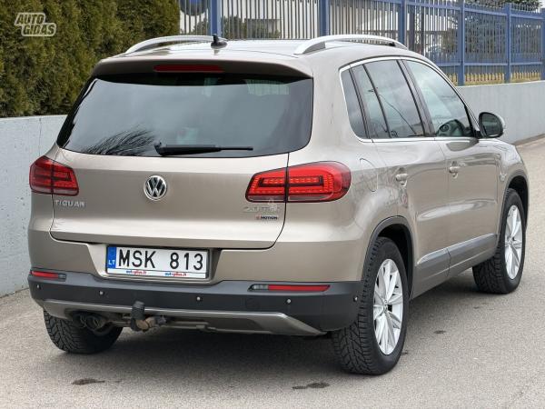 Brūns Volkswagen Tiguan 2015 Viļņa, ar dzinēja tilpumu 2.00 L un nobraukumu 225 tūkst. km par 12000 €, foto 5 vietnē AUTOMOTO.COM.LV