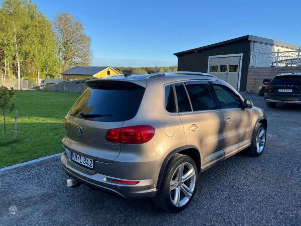 Brūns Volkswagen Tiguan 2015 Mažeikiai, ar dzinēja tilpumu 1.97 L un nobraukumu 156 tūkst. km par 11000 €, foto 2 vietnē AUTOMOTO.COM.LV