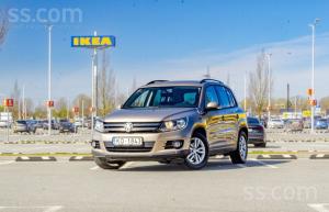 Brown Volkswagen Tiguan 2015 in Riga, with an engine capacity of 2.00 L and mileage of 186 thousand km for 7190 €, photo  on AUTOMOTO.COM.LV
