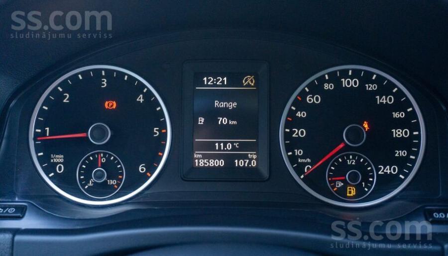 Brown Volkswagen Tiguan 2015 in Riga, with an engine capacity of 2.00 L and mileage of 186 thousand km for 7190 €, photo 20 on AUTOMOTO.COM.LV