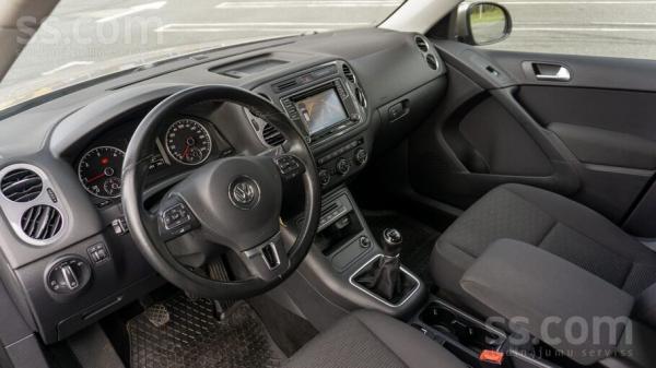 Brūns Volkswagen Tiguan 2015 Rīga, ar dzinēja tilpumu 2.00 L un nobraukumu 184 tūkst. km par 10990 €, foto 11 vietnē AUTOMOTO.COM.LV