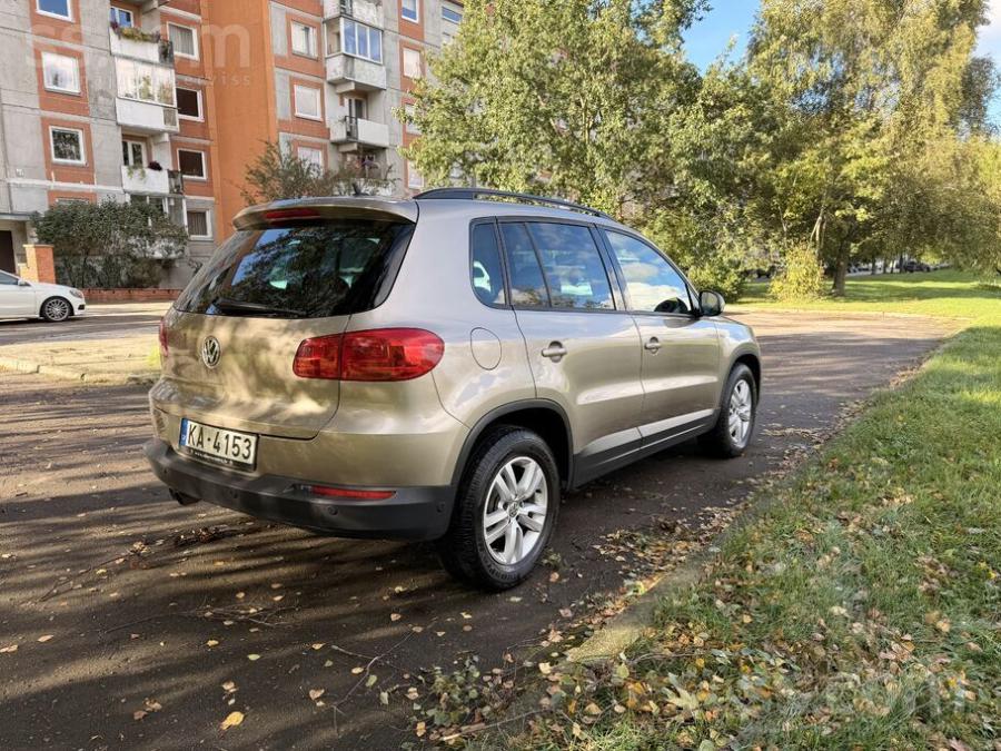 Brūns Volkswagen Tiguan 2015 Liepāja, ar dzinēja tilpumu 1.40 L un nobraukumu 85 tūkst. km par 11900 €, foto 5 vietnē AUTOMOTO.COM.LV
