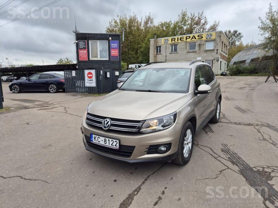 Brūns Volkswagen Tiguan 2015 Rīga, ar dzinēja tilpumu 1.40 L un nobraukumu 103 tūkst. km par 10490 €, foto 1 vietnē AUTOMOTO.COM.LV
