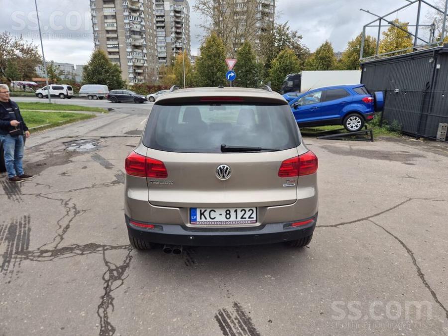 Brūns Volkswagen Tiguan 2015 Rīga, ar dzinēja tilpumu 1.40 L un nobraukumu 103 tūkst. km par 10490 €, foto 8 vietnē AUTOMOTO.COM.LV
