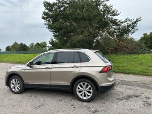 Brown Volkswagen Tiguan 2016 in Valmiera, with an engine capacity of 2.00 L and mileage of 184 thousand km for 14000 €, photo 12 on AUTOMOTO.COM.LV