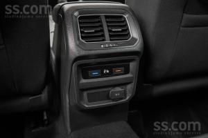 Brown Volkswagen Tiguan 2016 in Ogre, with an engine capacity of 2.00 L and mileage of 126 thousand km for 17700 €, photo 16 on AUTOMOTO.COM.LV
