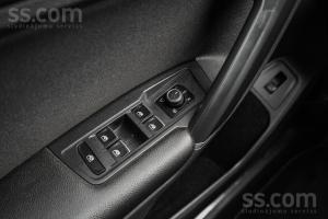Brown Volkswagen Tiguan 2016 in Ogre, with an engine capacity of 2.00 L and mileage of 126 thousand km for 17700 €, photo 17 on AUTOMOTO.COM.LV