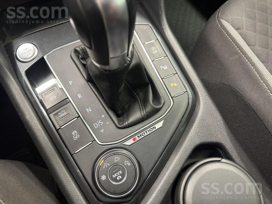 Brūns Volkswagen Tiguan 2016 Rīga, ar dzinēja tilpumu 2.00 L un nobraukumu 162 tūkst. km par 15990 €, foto 17 vietnē AUTOMOTO.COM.LV