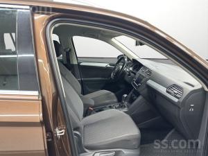 Brūns Volkswagen Tiguan 2016 Rīga, ar dzinēja tilpumu 2.00 L un nobraukumu 162 tūkst. km par 15990 €, foto 18 vietnē AUTOMOTO.COM.LV