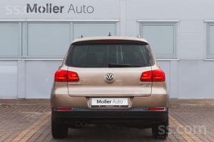 Brown Volkswagen Tiguan 2016 in Ventspils, with an engine capacity of 2.00 L and mileage of 268 thousand km for 6990 €, photo 5 on AUTOMOTO.COM.LV
