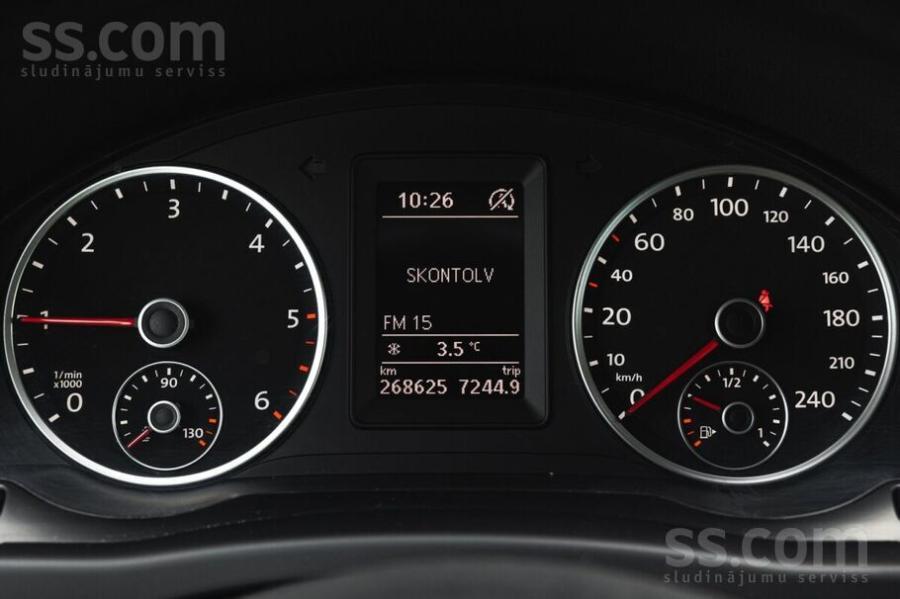 Brown Volkswagen Tiguan 2016 in Ventspils, with an engine capacity of 2.00 L and mileage of 268 thousand km for 6990 €, photo 24 on AUTOMOTO.COM.LV