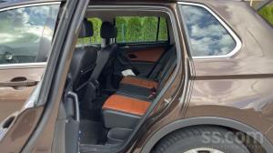 Brown Volkswagen Tiguan 2016 in Riga, with an engine capacity of 2.00 L and mileage of 136 thousand km for 17000 €, photo 7 on AUTOMOTO.COM.LV