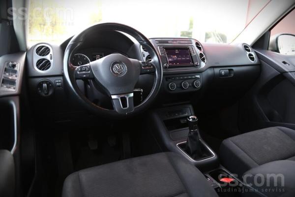 Brūns Volkswagen Tiguan 2016 Rīga, ar dzinēja tilpumu 2.00 L un nobraukumu 171 tūkst. km par 8995 €, foto 9 vietnē AUTOMOTO.COM.LV