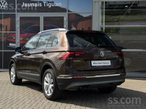 Brūns Volkswagen Tiguan 2017 Valmiera, ar dzinēja tilpumu 2.00 L un nobraukumu 211 tūkst. km par 17500 €, foto 4 vietnē AUTOMOTO.COM.LV