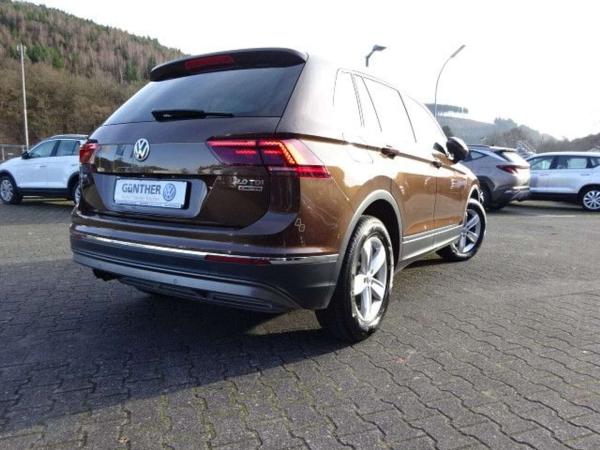 Brūns Volkswagen Tiguan 2017 Kauņa, ar dzinēja tilpumu 2.00 L un nobraukumu 51 tūkst. km par 26469 €, foto 8 vietnē AUTOMOTO.COM.LV