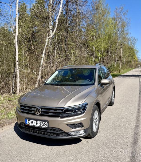 Brown Volkswagen Tiguan 2017 in Riga, with an engine capacity of 2.00 L and mileage of 66 thousand km for 17800 €, photo 3 on AUTOMOTO.COM.LV