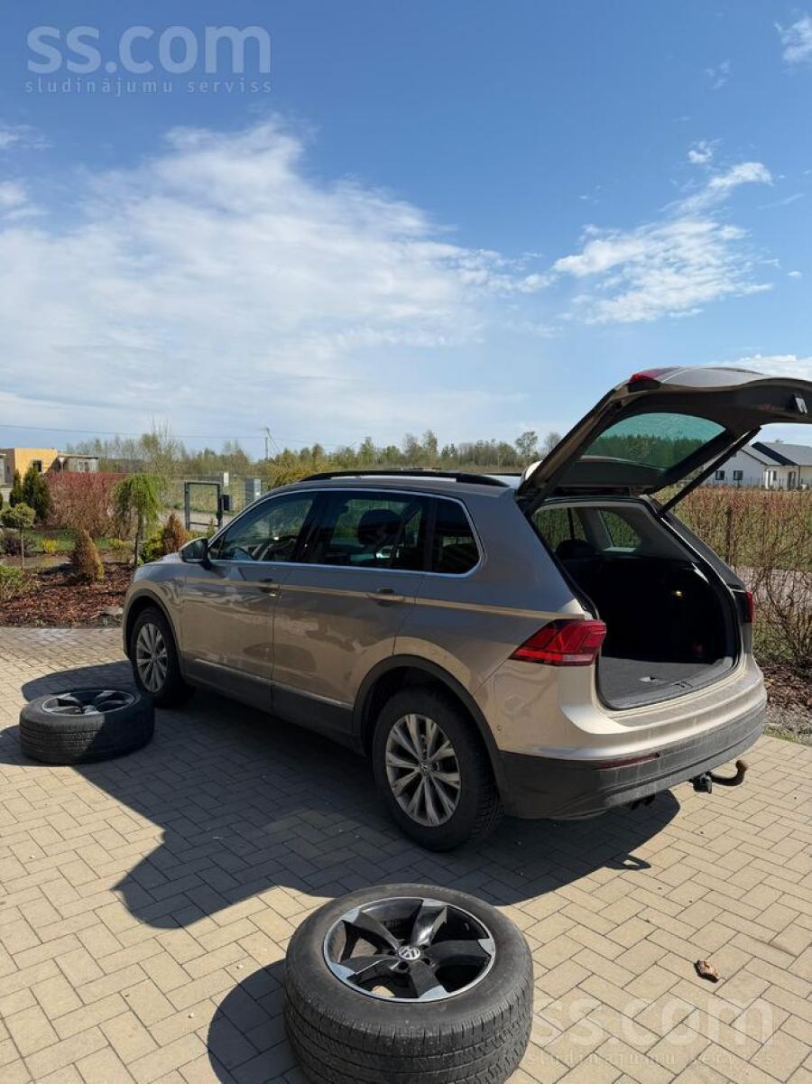 Brūns Volkswagen Tiguan 2017 Rīga, ar dzinēja tilpumu 2.00 L un nobraukumu 238 tūkst. km par 12000 €, foto 13 vietnē AUTOMOTO.COM.LV