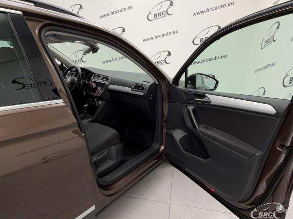 Brown Volkswagen Tiguan 2017 in Vilnius, with an engine capacity of 1.98 L and mileage of 158 thousand km for 16700 €, photo 9 on AUTOMOTO.COM.LV