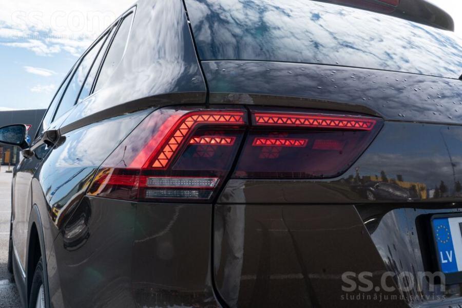Brown Volkswagen Tiguan 2017 in Riga, with an engine capacity of 2.00 L and mileage of 197 thousand km for 15950 €, photo 16 on AUTOMOTO.COM.LV