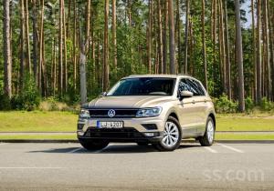 Brown Volkswagen Tiguan 2018 in Riga, with an engine capacity of 2.00 L and mileage of 112 thousand km for 19590 €, photo  on AUTOMOTO.COM.LV