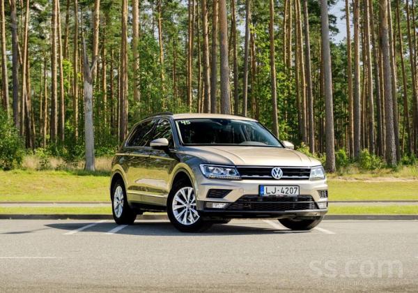 Brown Volkswagen Tiguan 2018 in Riga, with an engine capacity of 2.00 L and mileage of 112 thousand km for 19590 €, photo 2 on AUTOMOTO.COM.LV