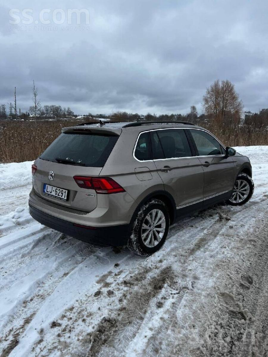 Brūns Volkswagen Tiguan 2018 Rīga, ar dzinēja tilpumu 2.00 L un nobraukumu 209 tūkst. km par 14200 €, foto 4 vietnē AUTOMOTO.COM.LV