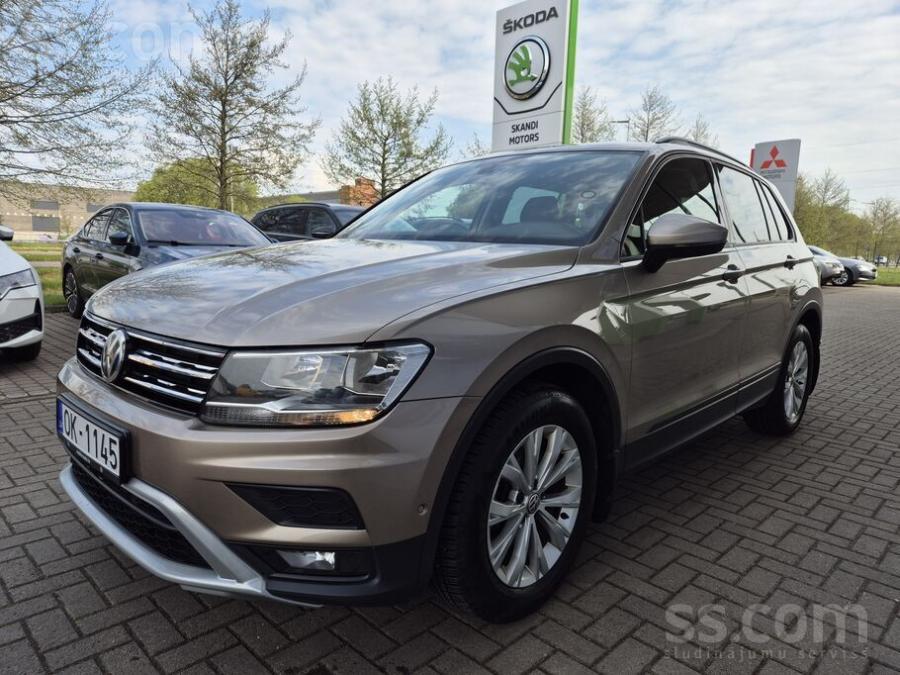 Brūns Volkswagen Tiguan 2018 Liepāja, ar dzinēja tilpumu 2.00 L un nobraukumu 113 tūkst. km par 15750 €, foto 1 vietnē AUTOMOTO.COM.LV