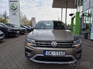 Brūns Volkswagen Tiguan 2018 Liepāja, ar dzinēja tilpumu 2.00 L un nobraukumu 113 tūkst. km par 15750 €, foto 3 vietnē AUTOMOTO.COM.LV