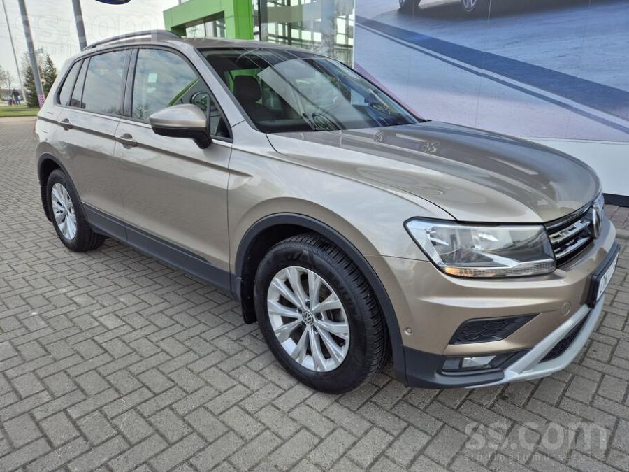 Brūns Volkswagen Tiguan 2018 Liepāja, ar dzinēja tilpumu 2.00 L un nobraukumu 113 tūkst. km par 15750 €, foto 4 vietnē AUTOMOTO.COM.LV